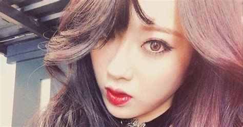 경리 근황 섹시한 뱀파이어 변신 강렬