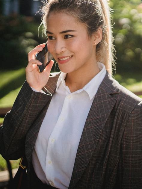 Top 10 Reasons Why IIT And IIM Babes Get Successful Education Beginner