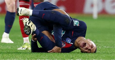 La Salvaje Patada Que Sufrió Mbappé Y Puso En Alerta Al Psg “podría