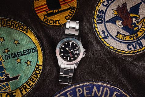 A Rolex Gmt Worn During The Apollo 14 Recovery Is Headed To Auction Maxim
