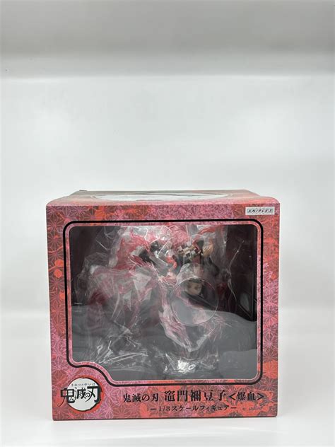 애니플러스 부산점 On Twitter 【상품 입고 안내】 귀멸의 칼날 관련 상품이 입고 되었습니다 네즈코 1 8스케일 피규어 코쵸우 시노부 1 8스케일 피규어