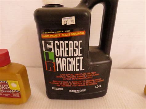 Clr Grease Magnet 3 Brasso Metal Cleaner