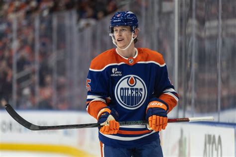 Connor Murphy Jason Dickinson Experiencing Stark Contrast Between