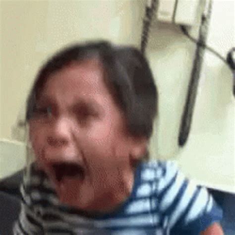 Animated Screaming Girl 
