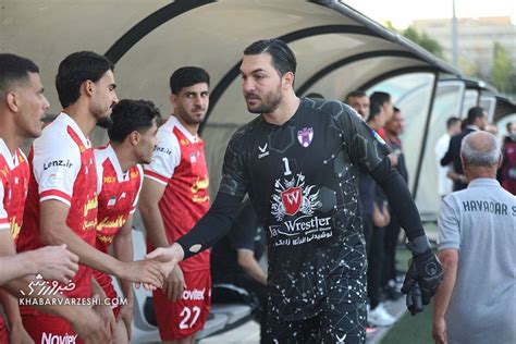 به پرسپولیس تبریک نگفتم ولی الان که قراردادم تمام شده از قهرمانی تیمم خیلی خوشحالم مگر می‌شود