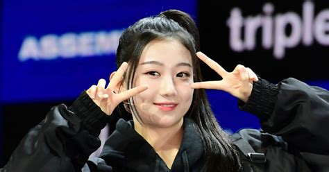 [포토] 트리플에스 카에데 브이가 깜찍해