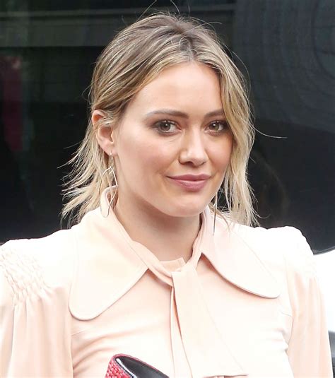 Hilary Duff Tv Show Younger Set In New York 02202018 • Celebmafia