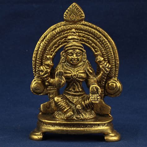 Лакшмі на троні Sattva