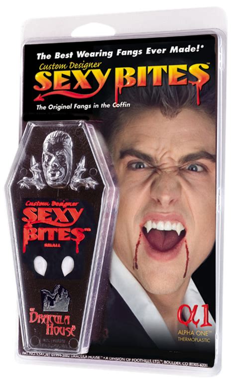 Sexy Bites Clam Shell Halloween Hallway