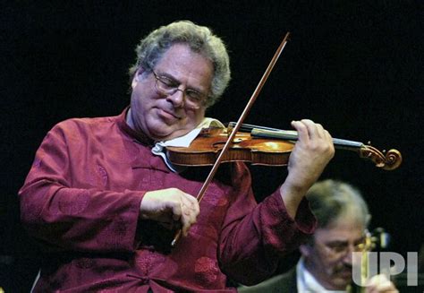 Photo Itzhak Perlman Performance BAR2007031004 UPI Com