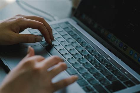 「aiに奪われない仕事って何？」→実業家がまさかの回答 Twitterでも議論広がる「未来の働き方」 J Cast ニュース
