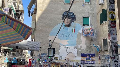 Das Murales Von Maradona In Neapel • Italien Expert