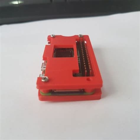 free 3d file simple raspberry pi zero case 🔧 ・3d printing idea to