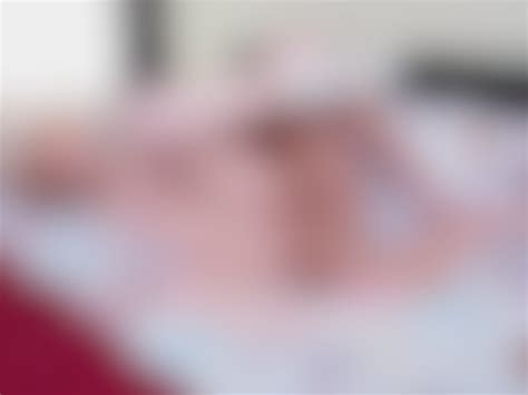 18 Virgin Sex Dude Helps A Cutie With An Orgasm Vidéos Porno Gratuites Youporn