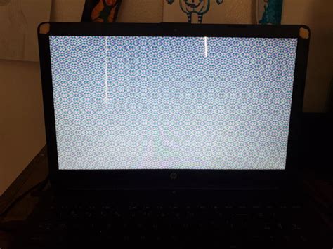 My Girlfriends Laptop Looks Like This Upon Starting Up This Came Up Before The Lockscreen Or