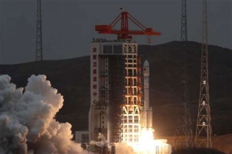 长征家族又添新成员！我国首款“混动版”运载火箭面世 液压汇