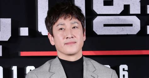 포토]이선균 이번 역할도 기대하세요