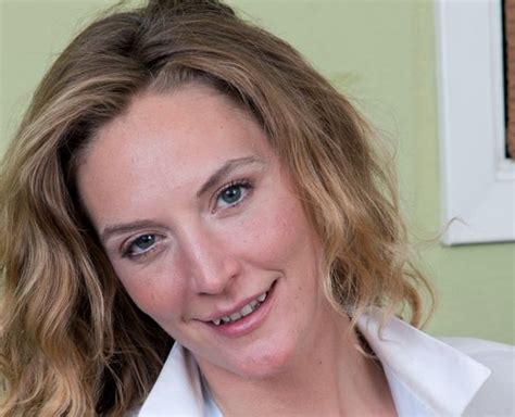 Mona Wales Biographywiki Age Height Career Photos And More