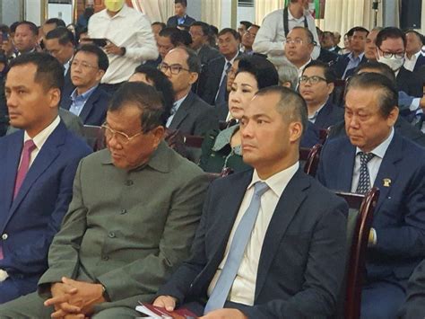 សម្ដេចក្រឡាហោម ស ខេង ទទួលបានសញ្ញាបត្របណ្ឌិតកិត្តិយស ផ្នែកអភិវឌ្ឍន៍ជនបទ