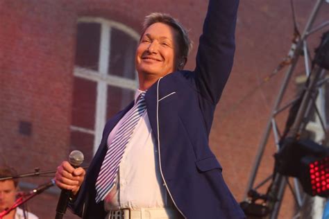 De Mooie Wens Van Bart Kaëll Naar Jullie Toe Showbizzsite