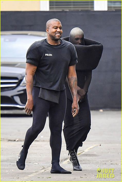 Kanye West S Wife Bianca Censori Wears Full Nylon Dre Vrogue Co