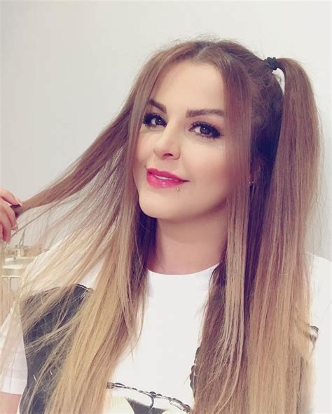 عکس جدید خواننده ایرانی در خارج از کشور