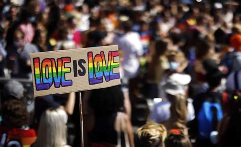 Greeces Opposition Vows To Legalize Same Sex Marriage