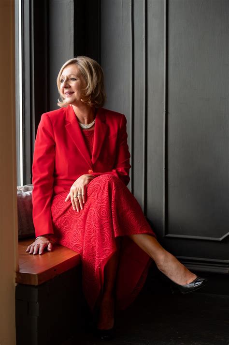 How To Choose The Best Headshot Background — The Headshot Gal