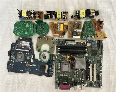 Mixed Circuit Boards For Scrap Arts And Crafts 15kg Approx £1038