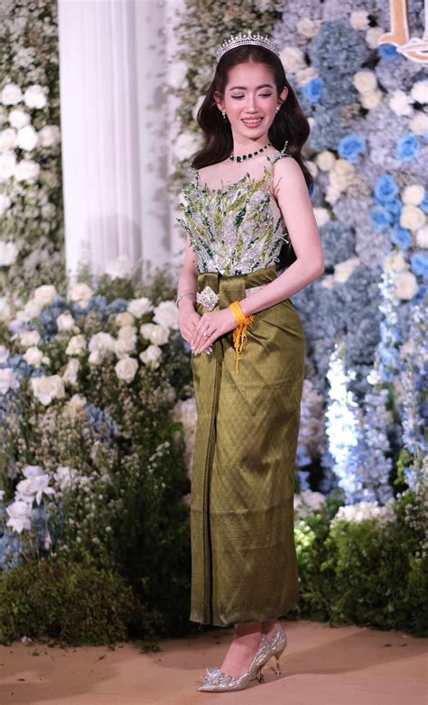 សំអាងការ បុប្ផាពៅ Added A New Photo សំអាងការ បុប្ផាពៅ