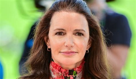 El Desgarrador Testimonio De Kristin Davis Por Las Despiadadas Críticas Por Sus Operaciones