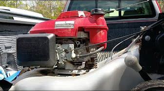 Troubleshooting Push Mower Revving Up And Down: Causes And Solutions | RecMovement.com