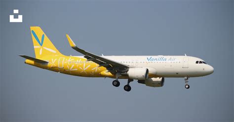 하늘을 나는 대형 비행기 사진 Unsplash의 무료 바닐라 에어 이미지