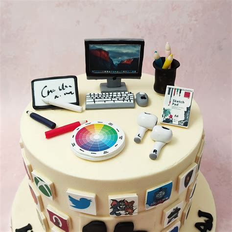 Apps Cake Technology Theme Cake Laptop Cake Liliyum Patisserie And Cafe