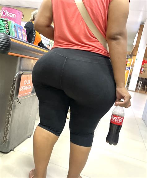 Super Beautiful Huge Ass In Leggins Bbw Oc Spandex Leggings And Yoga