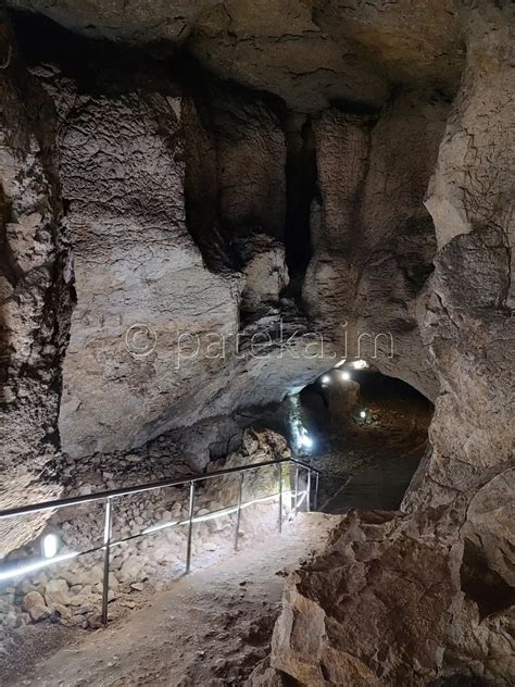 Пещера Бачо Киро на 10 минути от Дряновския манастир Pateka Im