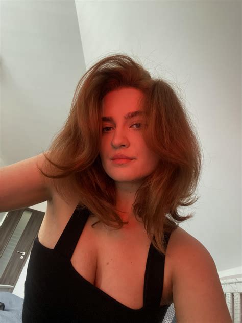 319 Best Redhead Selfie Images On Pholder Sfw Redheads Redhead