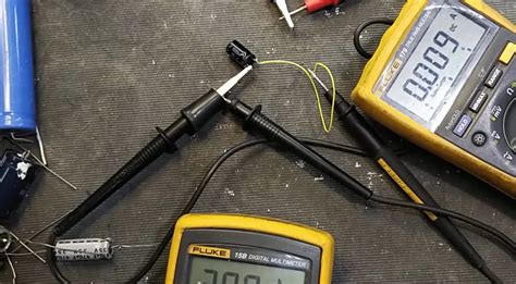 Does A Capacitor Have Polarity Electronicshacks