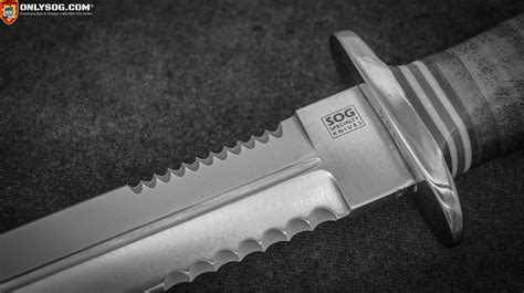 Desert Dagger Leather - Only SOG