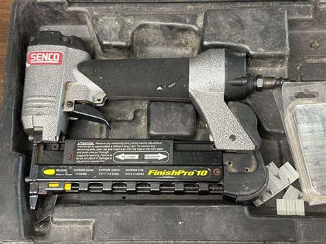 Senco Finishpro 10 Brad Nailer With Case And Fasteners Metzger