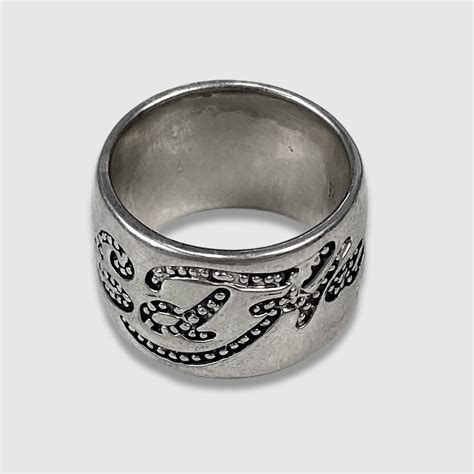 Ed Hardy Ring Pastdown