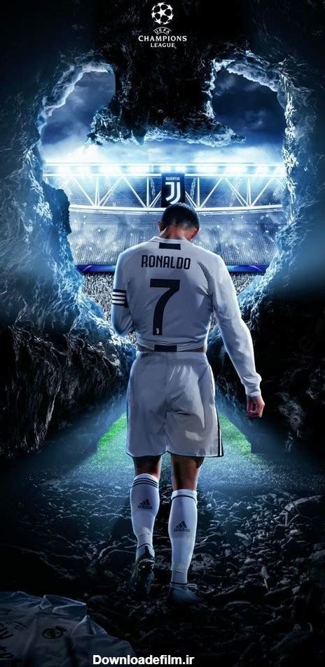 عکس رونالدو بازی فوتبال