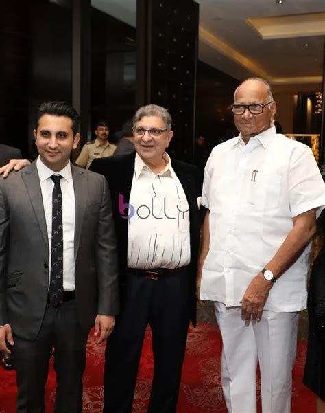 Former Cabinet Minister Sharad Pawar Honors Dr Cyrus Poonawalla On