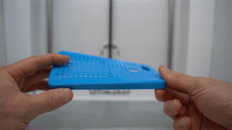 Phone Case Using Fusion 360s New Volumetric Lattice Paywall Product