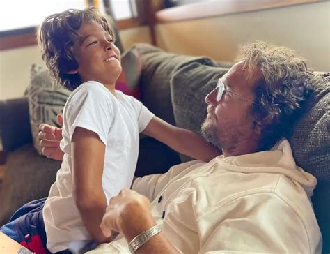 عکس‌های جدید دختر ۱۴ ساله‌ی متیو مک‌کانهی که پدرش به بهانه‌ی تولد او