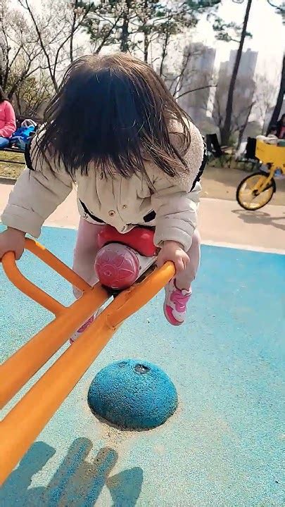 시소타는 다연이~ 귀여운 육아 육아일상 귀여움 사랑 놀이 셋째 넷째 신생아 딸 Youtube