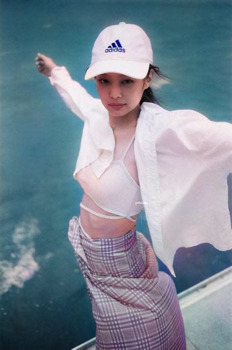 Ghim Của 🍒𝑿𝒊𝒂𝒐𝒇𝒆𝒏𝒈🍒 ️ Trên Zhang Jingyi จางจิ้งอี๋ 张婧仪 Diễn Viên Nữ