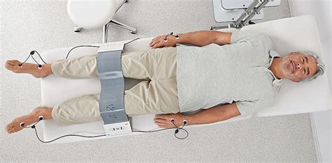 medical body composition analyzer for determining body composition