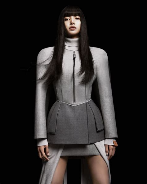 Lisa Blackpink Louis Vuitton 2024 • Celebmafia