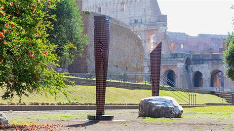 로마 ‘심장 콜로세움 공원에 한국 조각가 ‘무한 기둥 등장